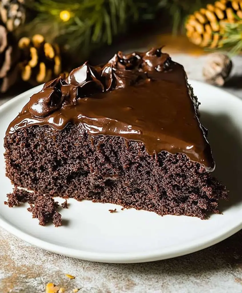 Midnight Fudge Cake Recipe - cookingwithjessica.com